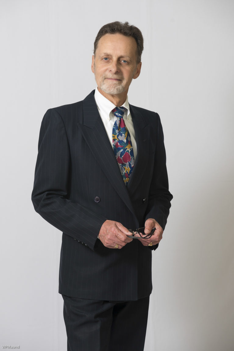 About Ken Pierce | Ken Pierce Psychologist